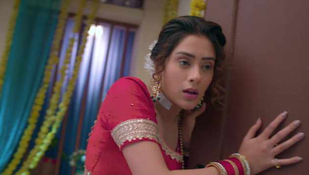 Woh Toh Hai Albelaa S01 E272 Sayuri Struggles to Escape - JioCinema USA Woh Toh Hai Albelaa S01 E272 Sayuri Struggles to Escape - JioCinema USA